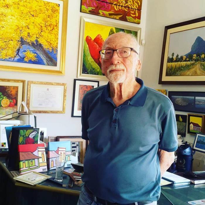 Michael Burt – Casa Mayor